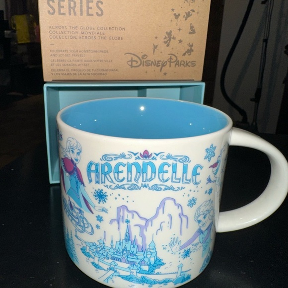 Starbucks | Dining | Disney Park Starbucks Been There Serious Arrendale ...